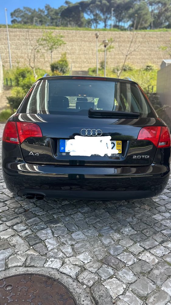 Usado Audi A4 2006 - 7 500 EUR, 183 000 km - Standvirtual.com