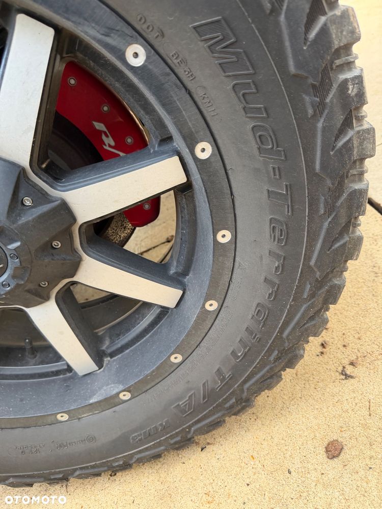 Używany RAM 1500 2018 - 75 000 PLN, 199 000 km - Otomoto.pl