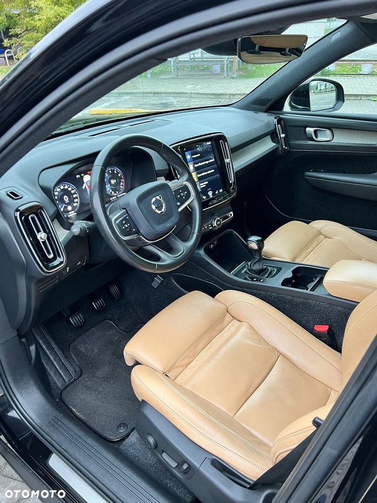 Używany Volvo XC 40 2019 - 92 900 PLN, 170 000 km - Otomoto.pl