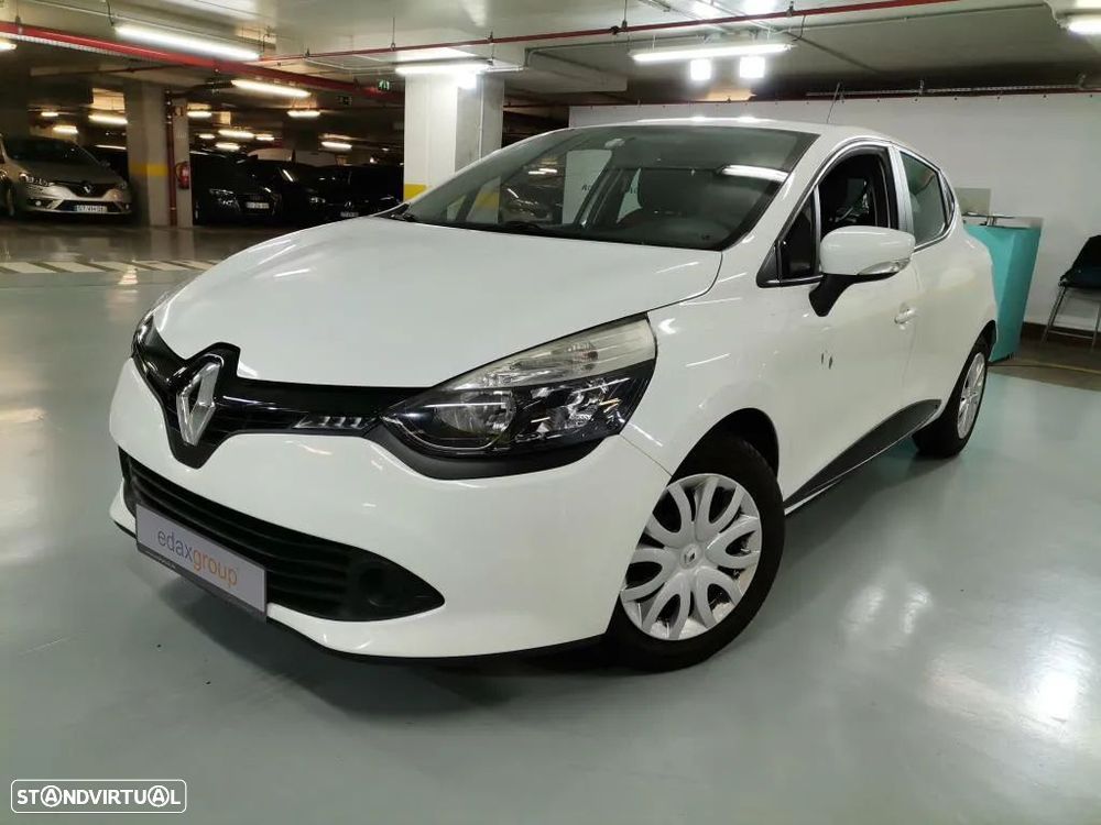 Usado Renault Clio 2016 - 8 490 EUR, 202 416 km - Standvirtual.com