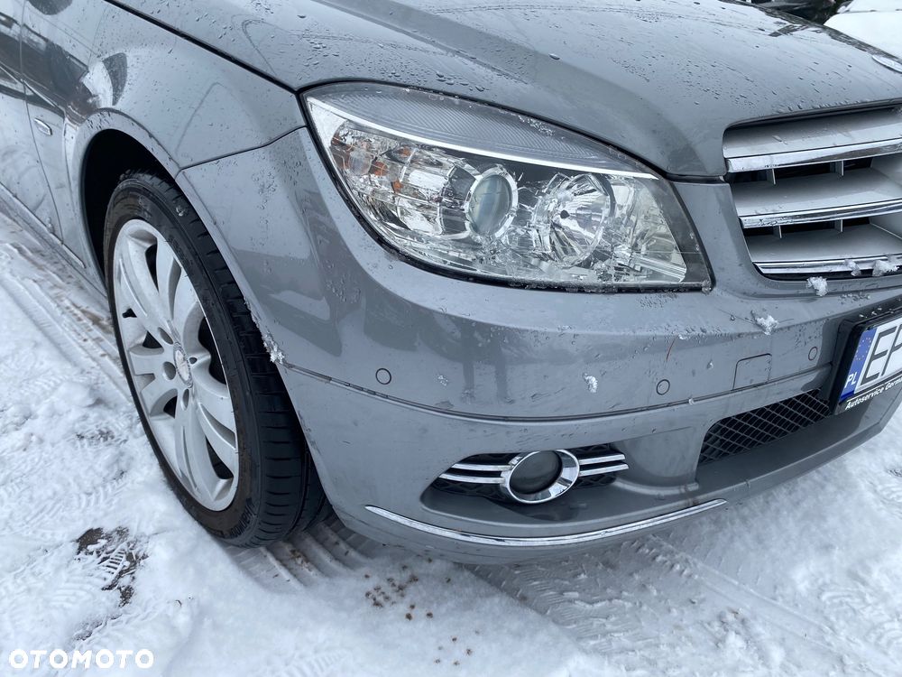 Używany Mercedes-Benz Klasa C 2010 - 32 900 PLN, 139 000 km - Otomoto.pl