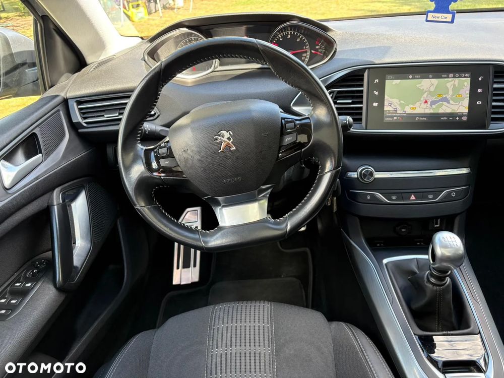 Używany Peugeot 308 2018 - 35 600 PLN, 170 000 km - Otomoto.pl