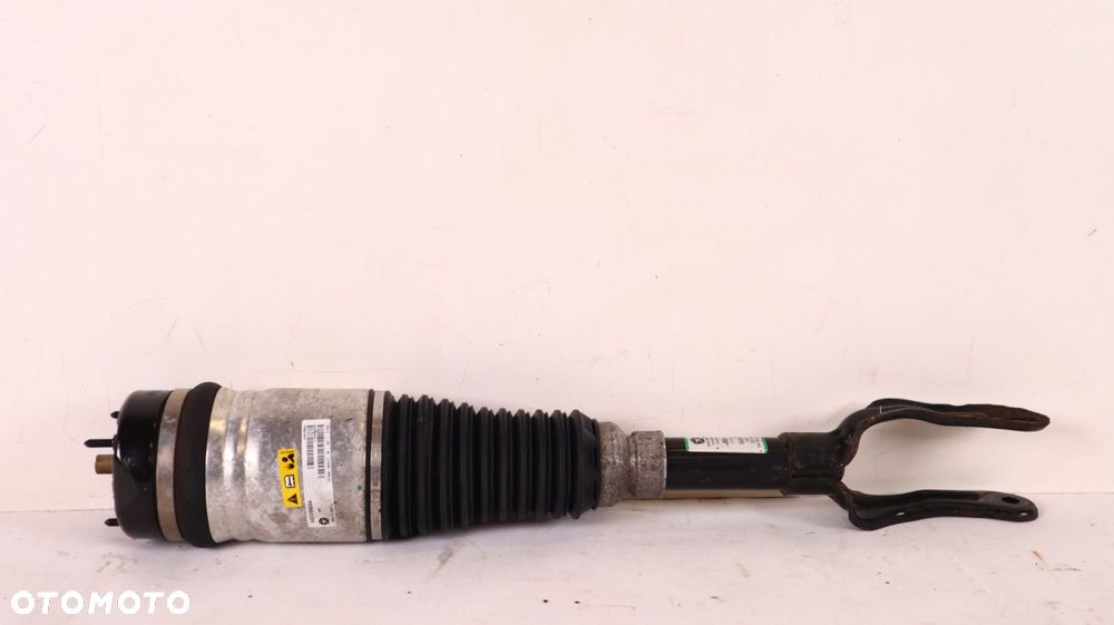 Używany Amortyzatory - 700 PLN - Otomoto.pl