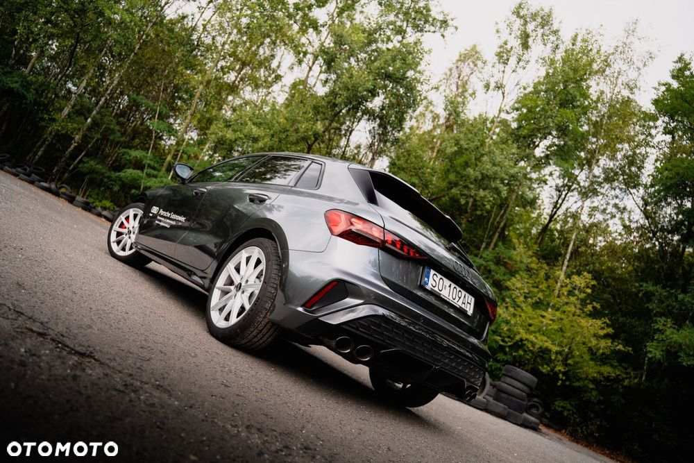Używany Audi S3 Sportback 2025 - 198 800 PLN, 7 455 km - Otomoto.pl