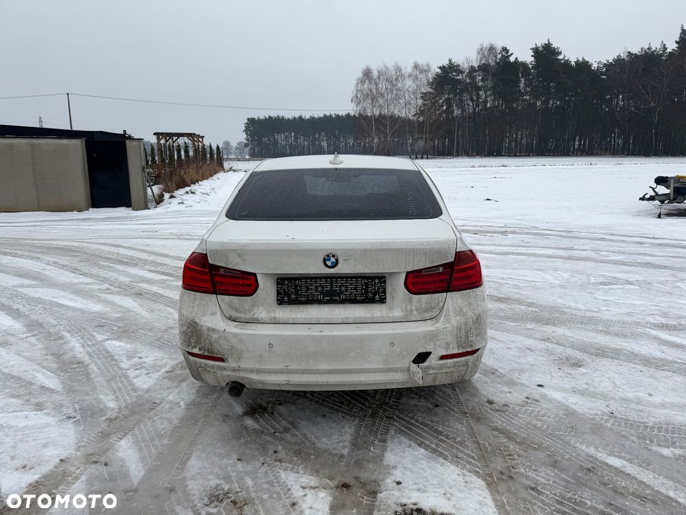 Używany BMW Seria 3 2013 - 23 500 PLN, 208 592 km - Otomoto.pl