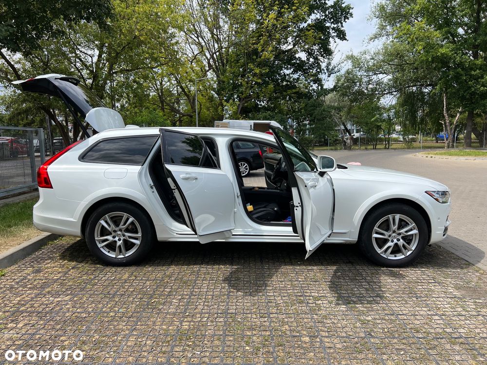 Używany Volvo V90 Cross Country 2017 - 98 000 PLN, 148 000 km - Otomoto.pl