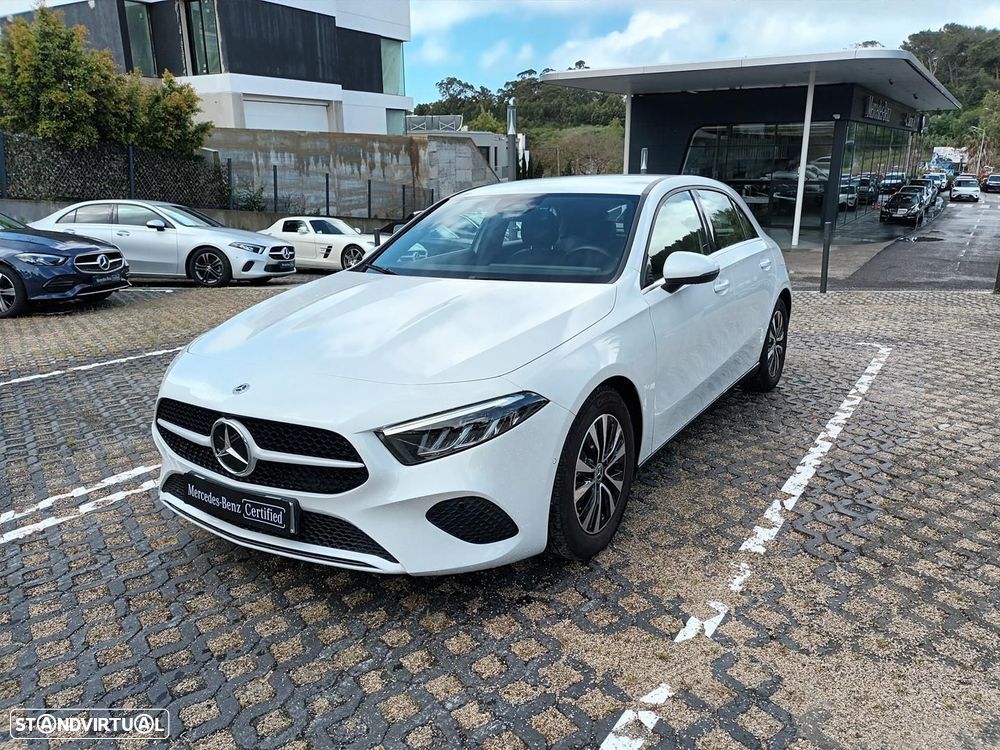 Usado Mercedes-Benz A 200 2023 - 31 250 EUR, 15 000 km - Standvirtual.com