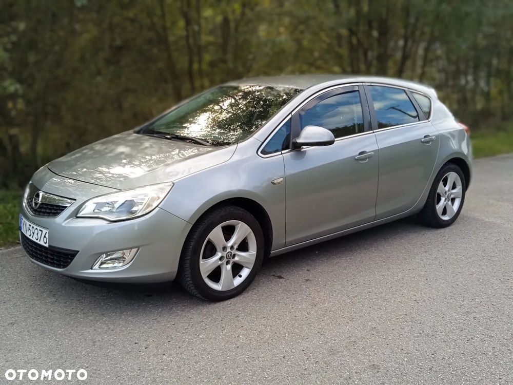 Używany Opel Astra 2010 - 19 900 PLN, 260 412 km - Otomoto.pl