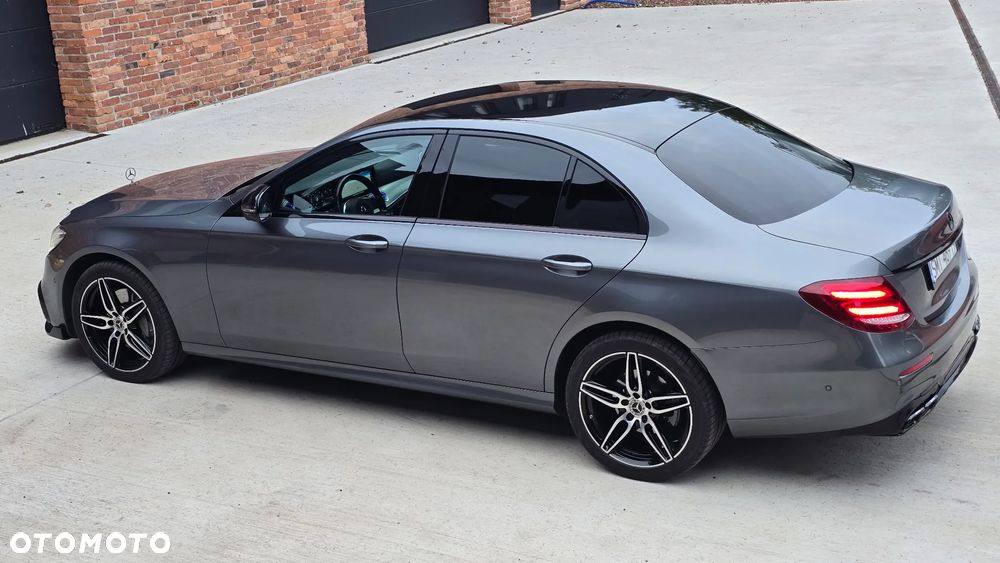 Używany Mercedes-Benz Klasa E 2018 - 134 900 PLN, 126 264 km - Otomoto.pl