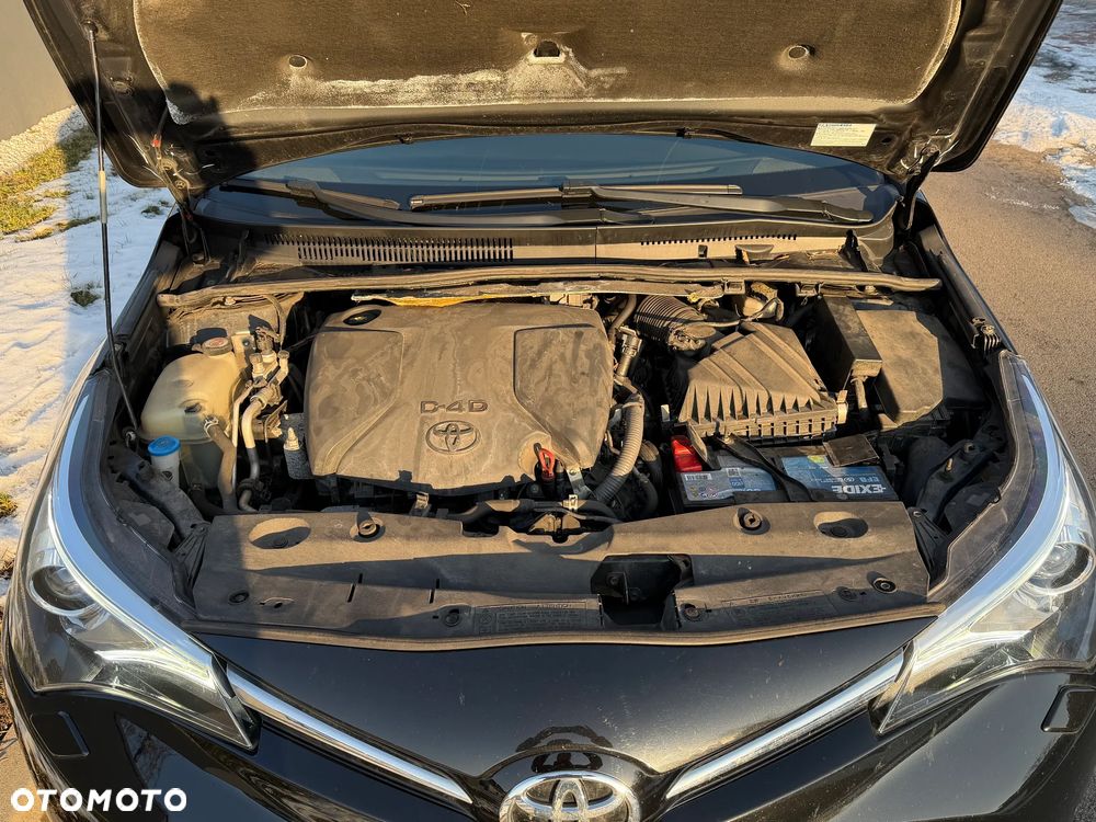 Używany Toyota Avensis 2017 - 45 800 PLN, 122 000 km - Otomoto.pl