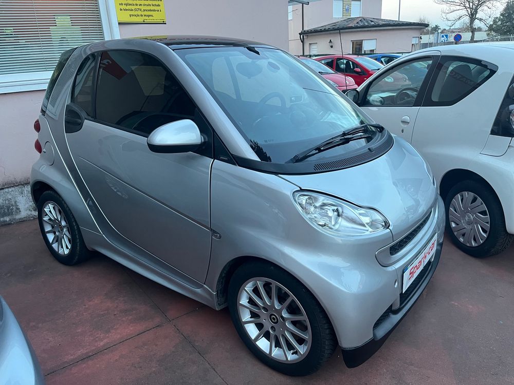 Usado Smart ForTwo Coupé 2012 - 7 490 EUR, 153 200 km - Standvirtual.com