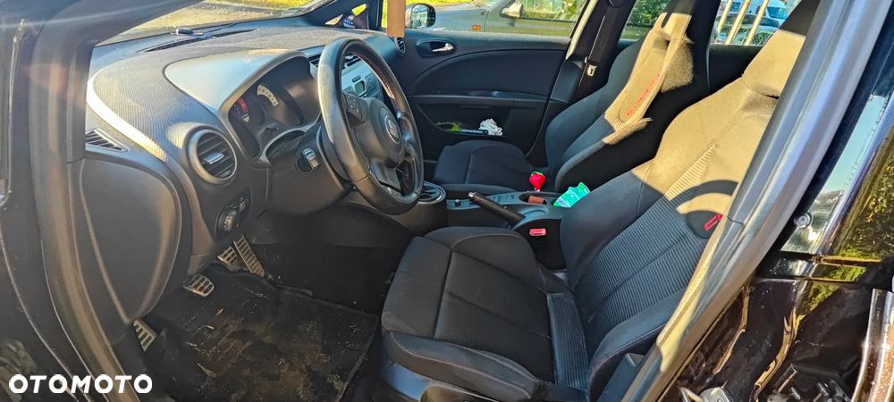 Używany Seat Leon 2008 - 28 000 PLN, 247 300 km - Otomoto.pl