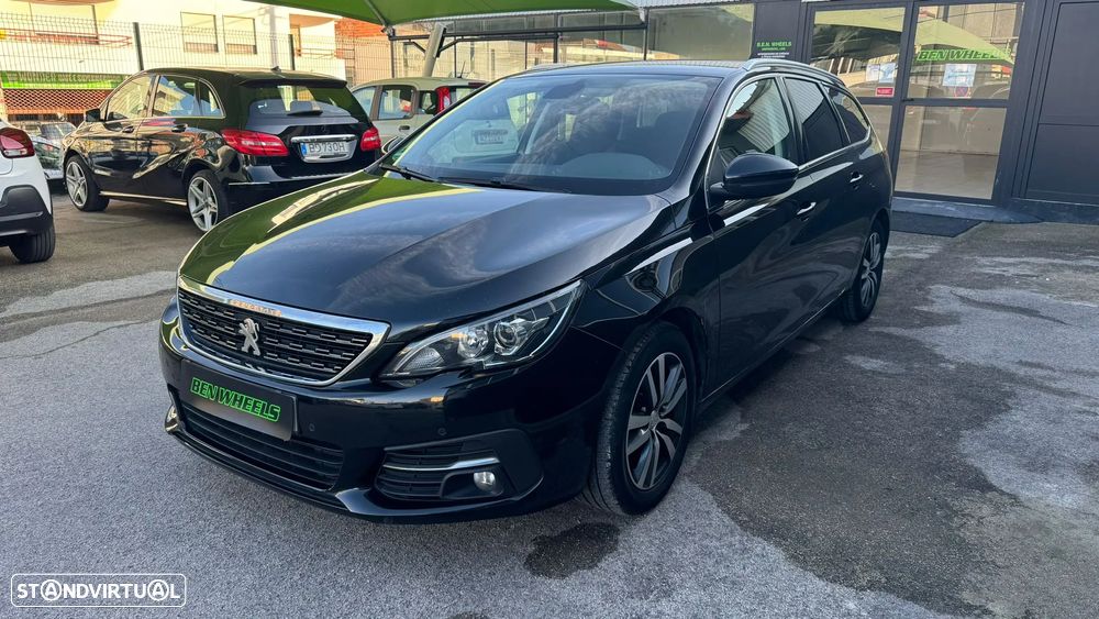 Usado Peugeot 308 SW 2019 - 14 900 EUR, 133 500 km - Standvirtual.com