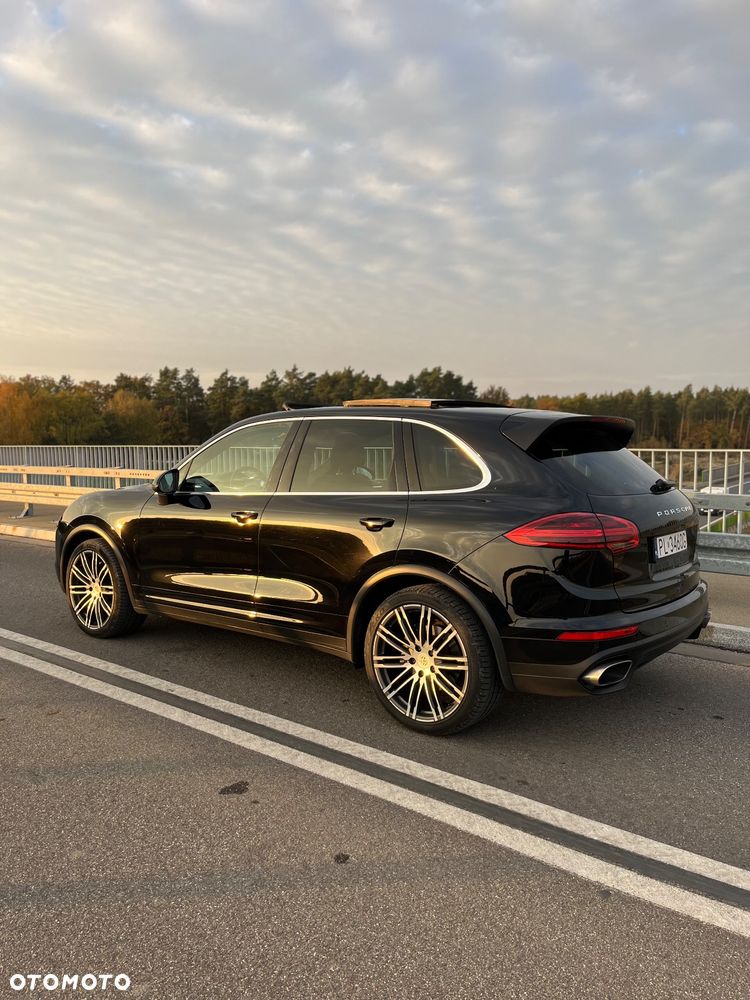 Używany Porsche Cayenne 2015 - 129 999 PLN, 245 000 km - Otomoto.pl