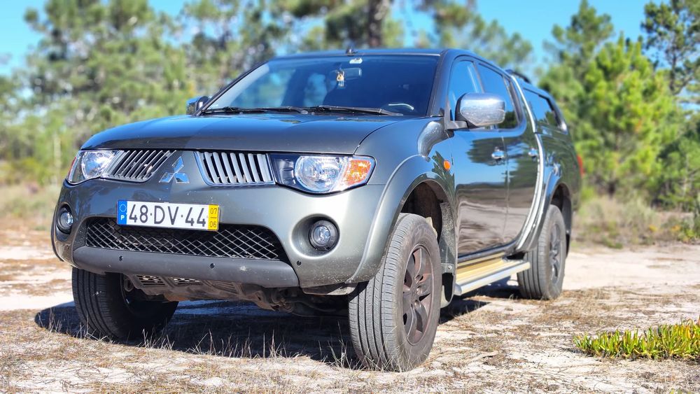 Usado Mitsubishi L200 2007 - 20 000 EUR, 195 000 km - Standvirtual.com