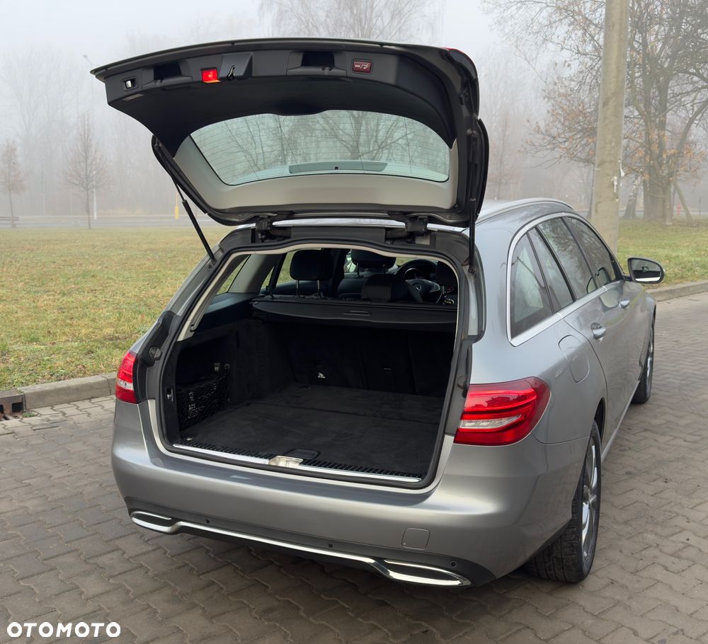 Używany Mercedes-Benz Klasa C 2015 - 59 999 PLN, 139 000 km - Otomoto.pl