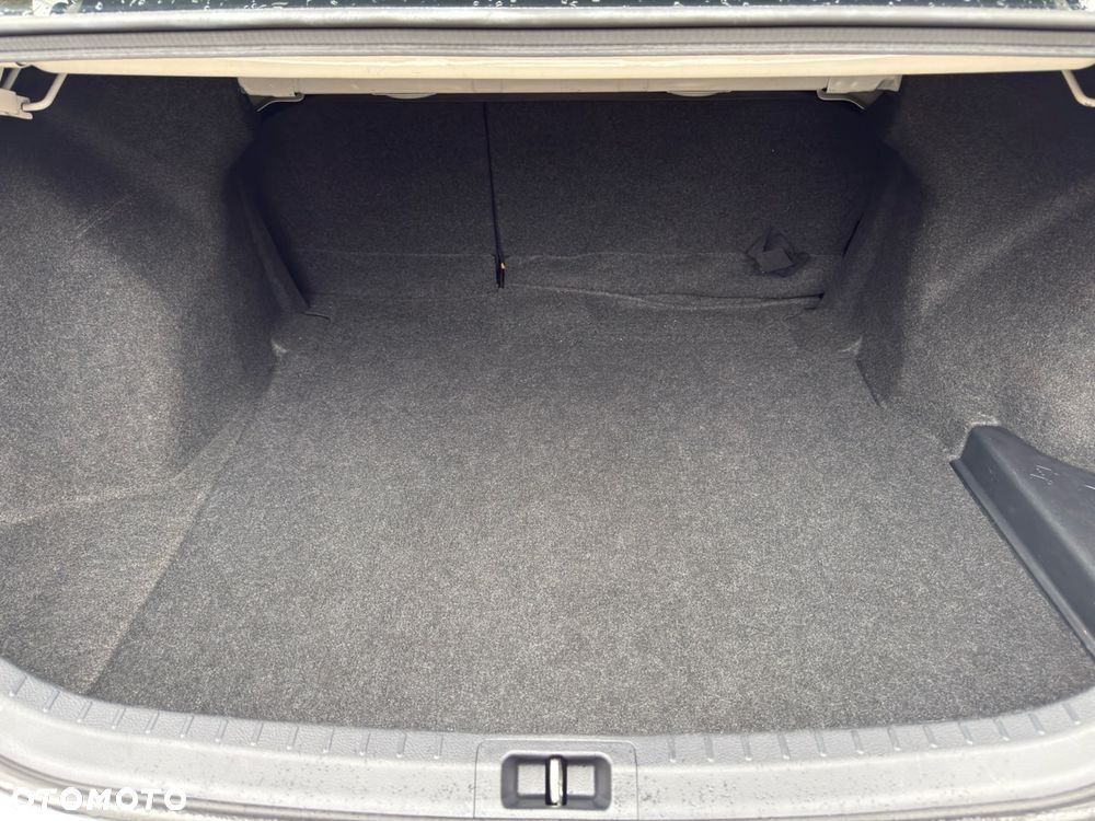 Używany Toyota Corolla 2018 - 43 000 PLN, 160 000 km - Otomoto.pl