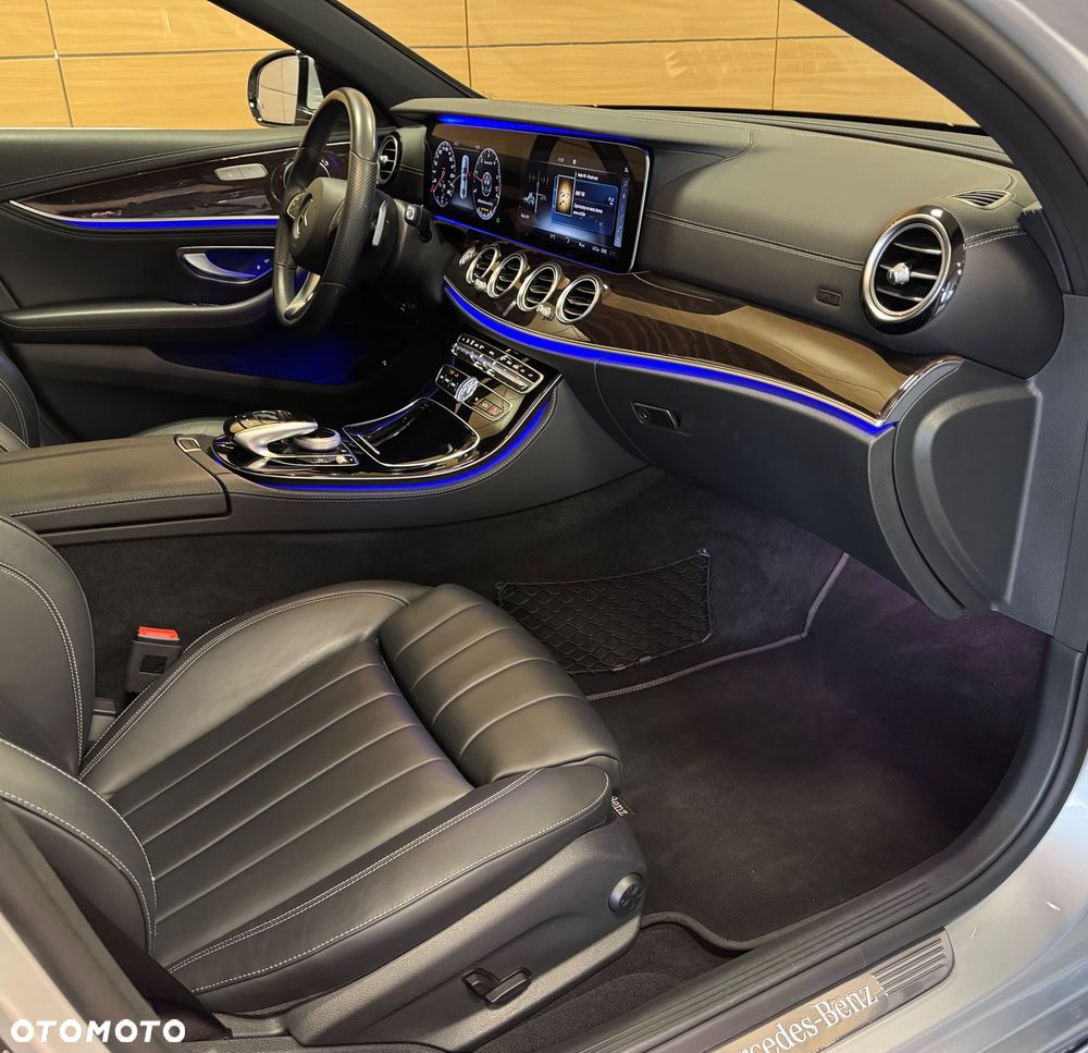 Używany Mercedes-Benz Klasa E 2017 - 124 500 PLN, 55 000 km - Otomoto.pl