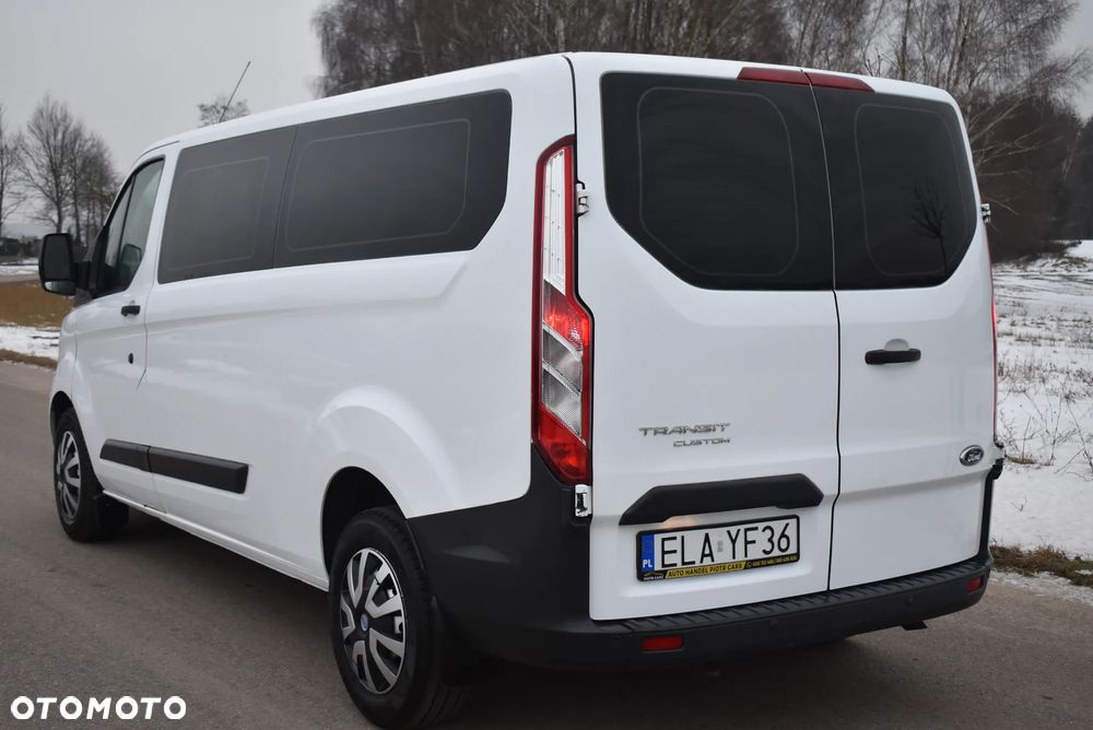 Używany Ford Transit Custom 2017 - 64 950 PLN, 217 000 km - Otomoto.pl