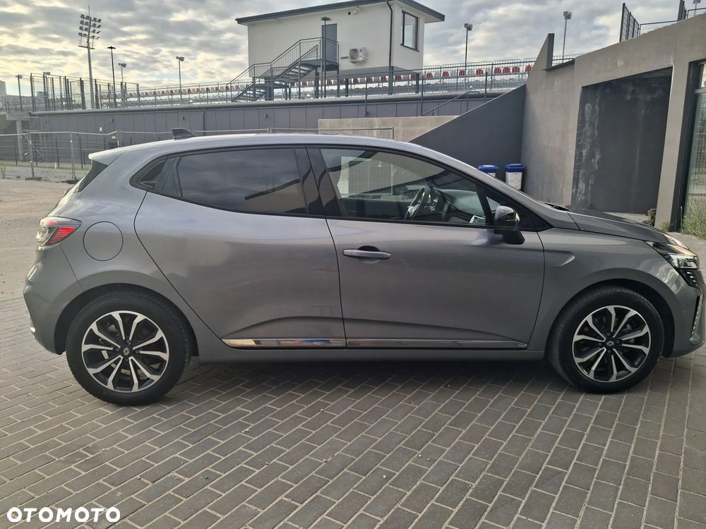 Używany Renault Clio 2023 - 67 900 PLN, 10 600 km - Otomoto.pl