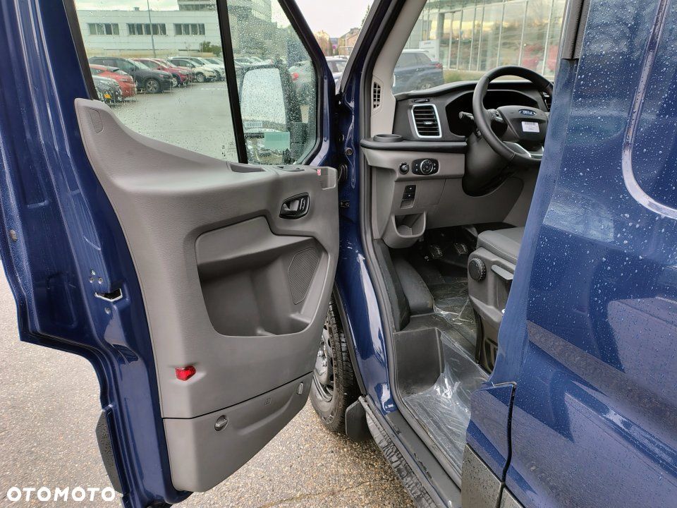 Nowy Ford Nowy Transit 2025 - 137 999,85 PLN, 1 km - Otomoto.pl