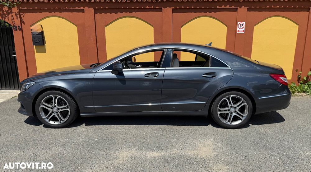 Utilizat Mercedes-Benz CLS 2015 - 18 800 EUR, 202 000 km - Autovit.ro