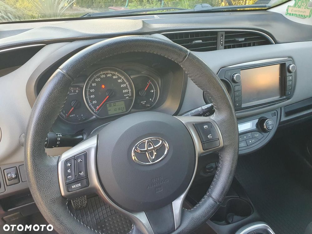 Używany Toyota Yaris 2014 - 32 000 PLN, 121 021 km - Otomoto.pl