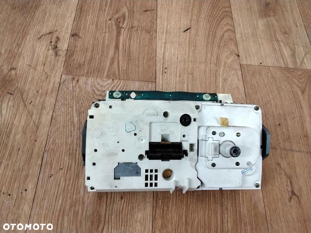 Używany Liczniki, zegary - 49 PLN - Otomoto.pl