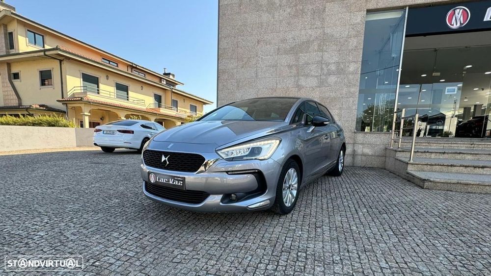 Usados DS DS5 - 13 950 EUR228 000 km, 2016 - Standvirtual