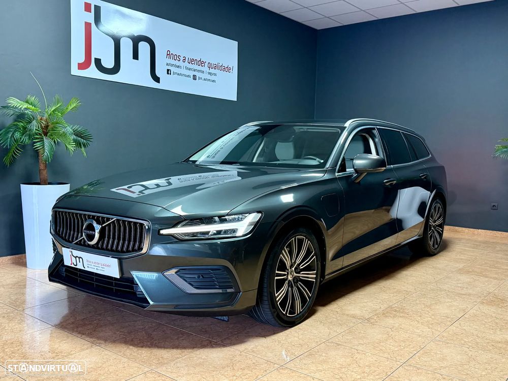 Usado Volvo V60 2020 - 25 990 EUR, 199 017 km - Standvirtual.com