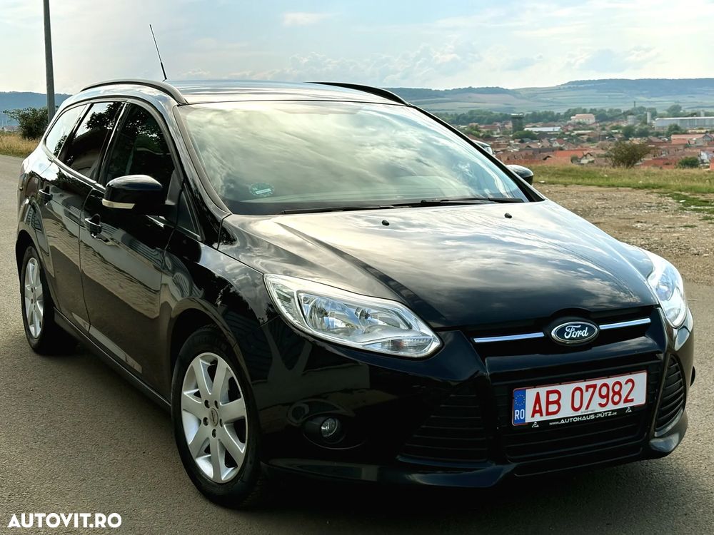 Utilizat Ford Focus 2012 - 3 390 EUR, 203 000 km - Autovit.ro