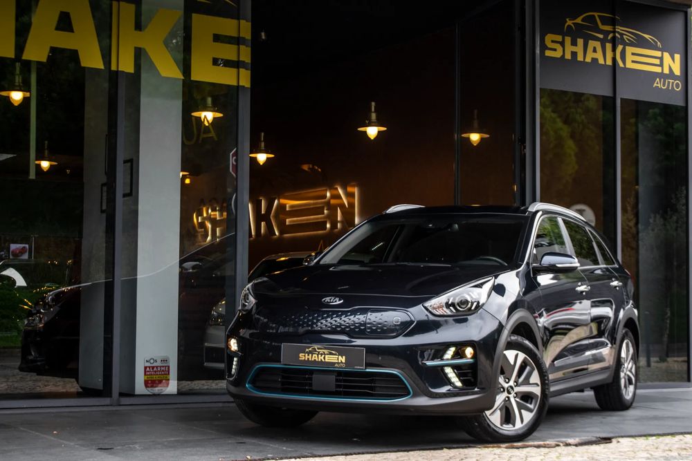 Usado Kia e-Niro 2020 - 21 990 EUR, 82 654 km - Standvirtual.com
