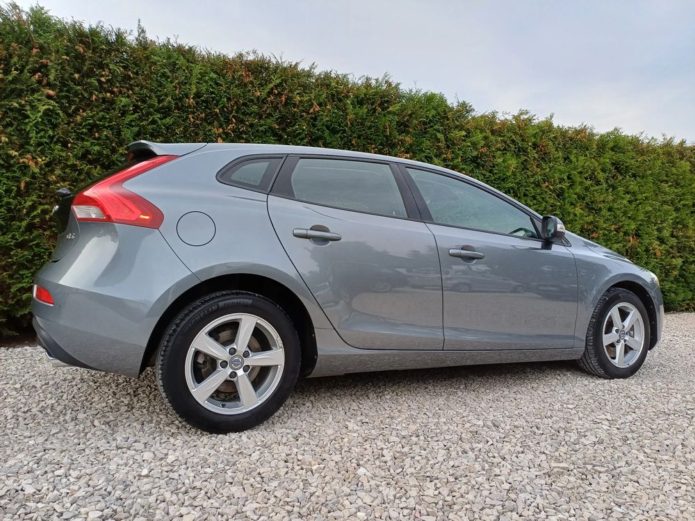 Używany Volvo V40 2015 - 48 900 PLN, 169 360 km - Otomoto.pl
