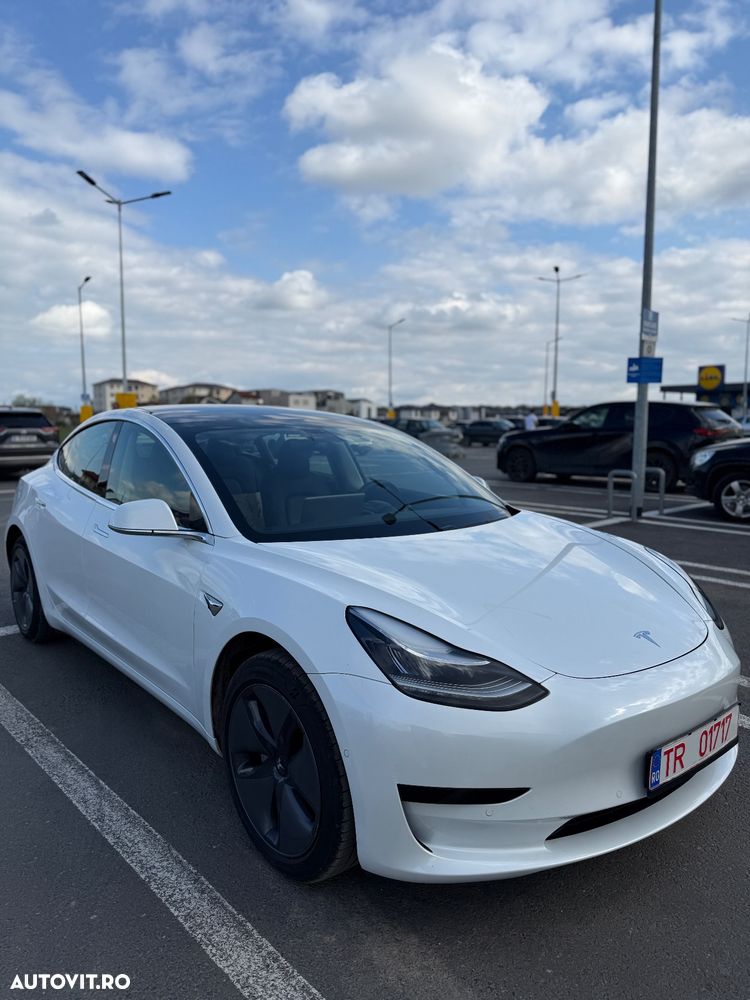 Utilizat Tesla Model 3 2019 - 18 390 EUR, 132 000 km - Autovit.ro