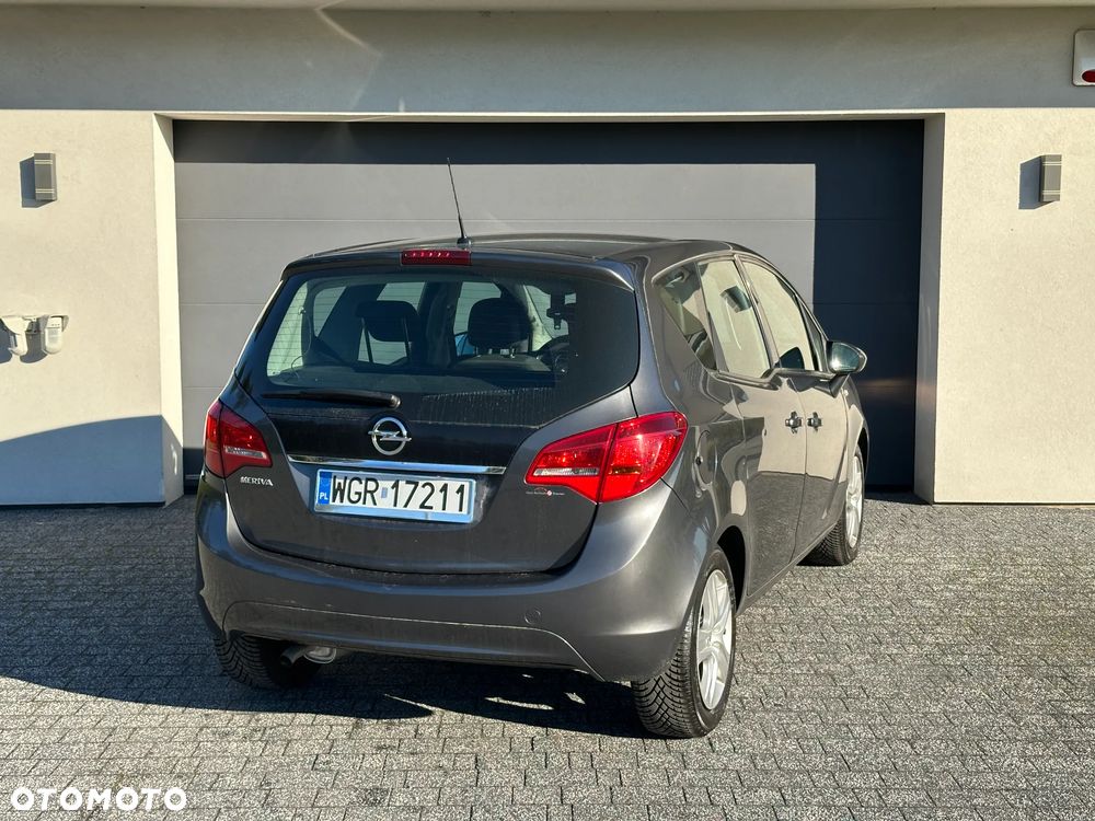 Używany Opel Meriva 2010 - 17 500 PLN, 196 000 km - Otomoto.pl