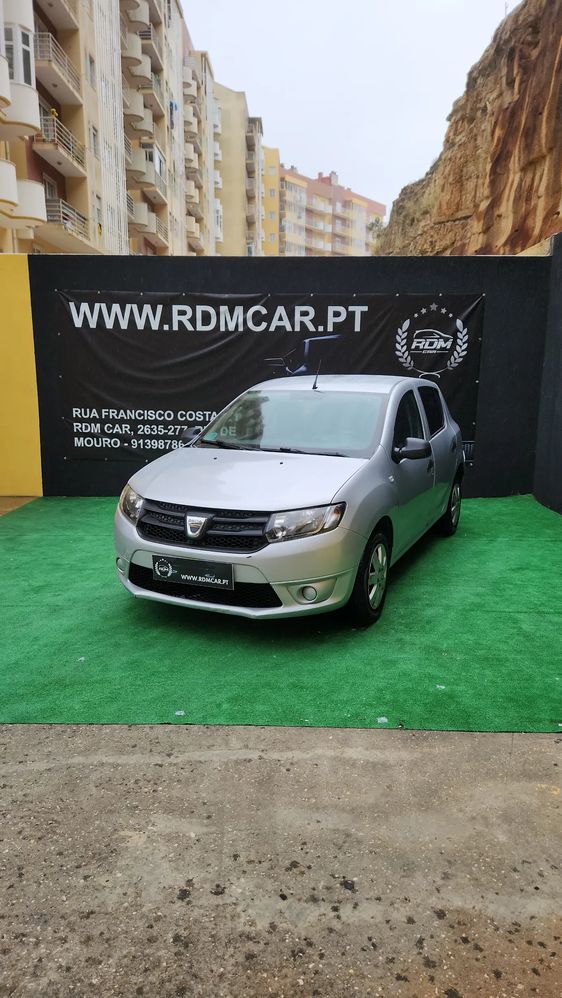 Usado Dacia Sandero 2015 - 7 990 EUR, 140 000 km - Standvirtual.com