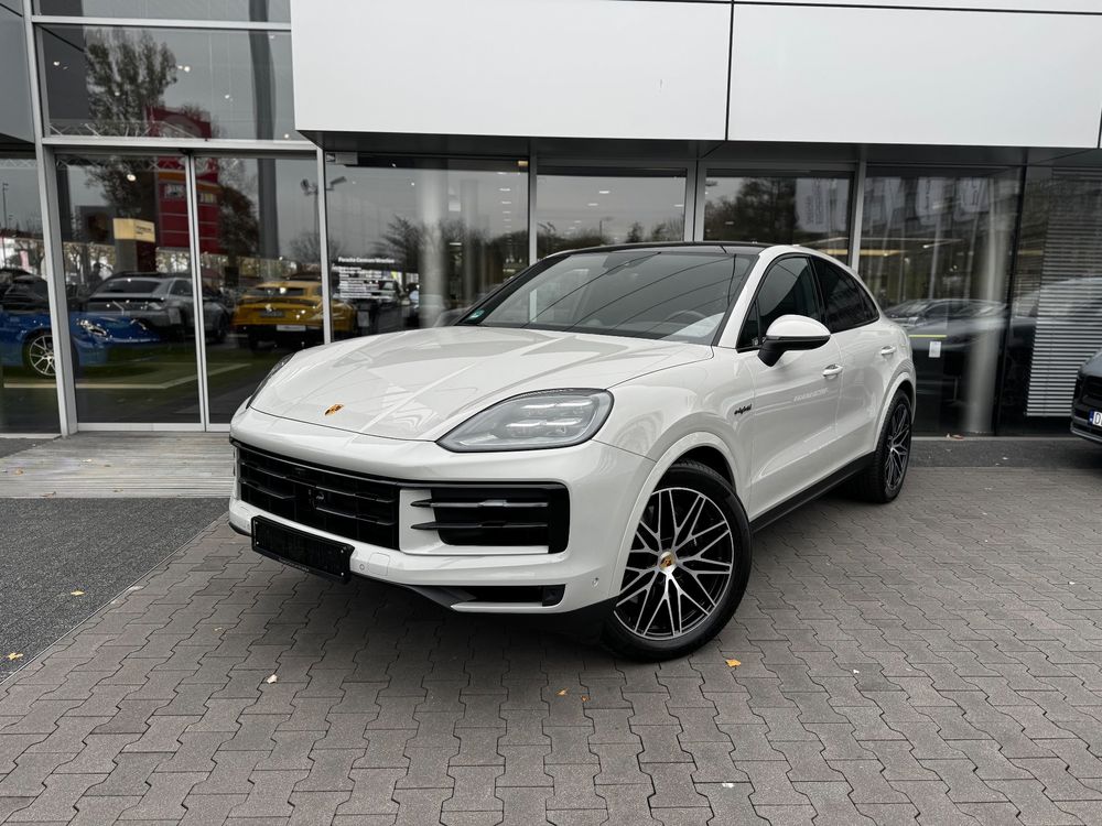 Używany Porsche Cayenne 2024 - 549 000 PLN, 1 550 km - Otomoto.pl