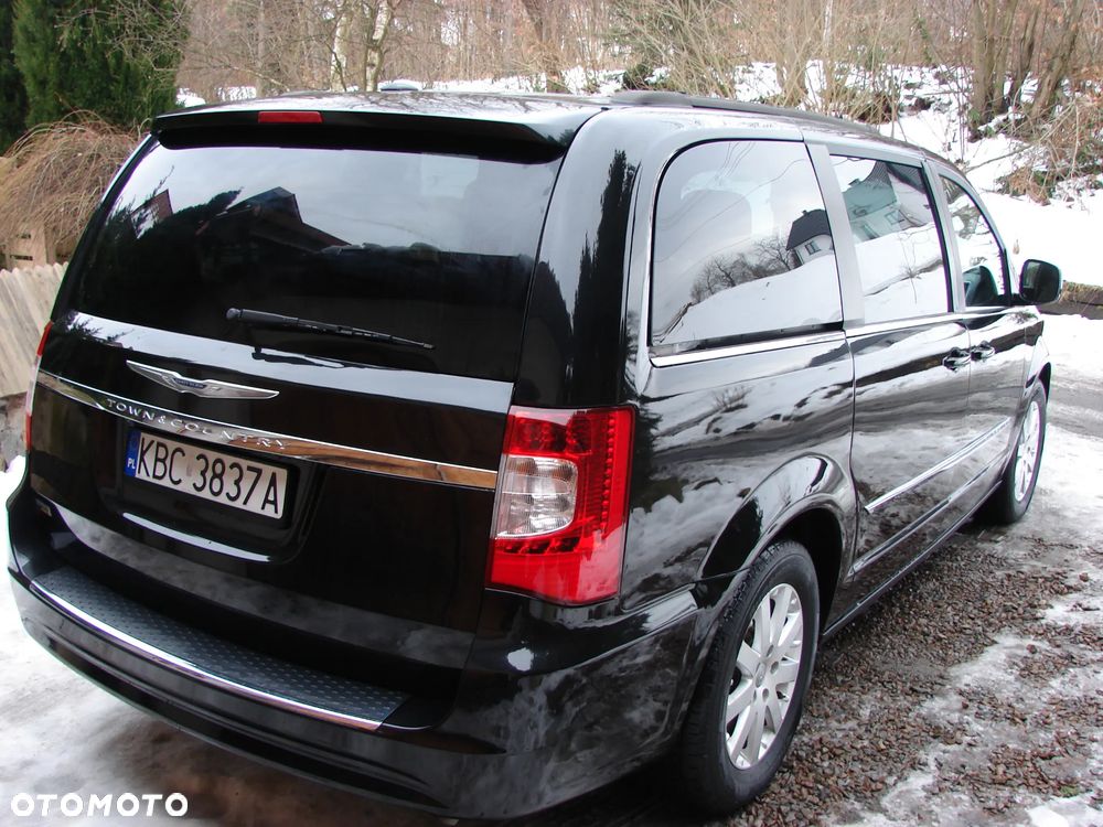 Używany Chrysler Town & Country 2016 - 53 900 PLN, 151 000 km - Otomoto.pl