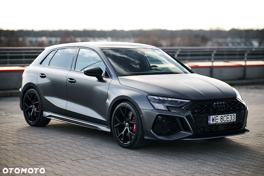 Używany Audi RS3 Sportback 2024 - 294 000 PLN, 10 600 km - Otomoto.pl
