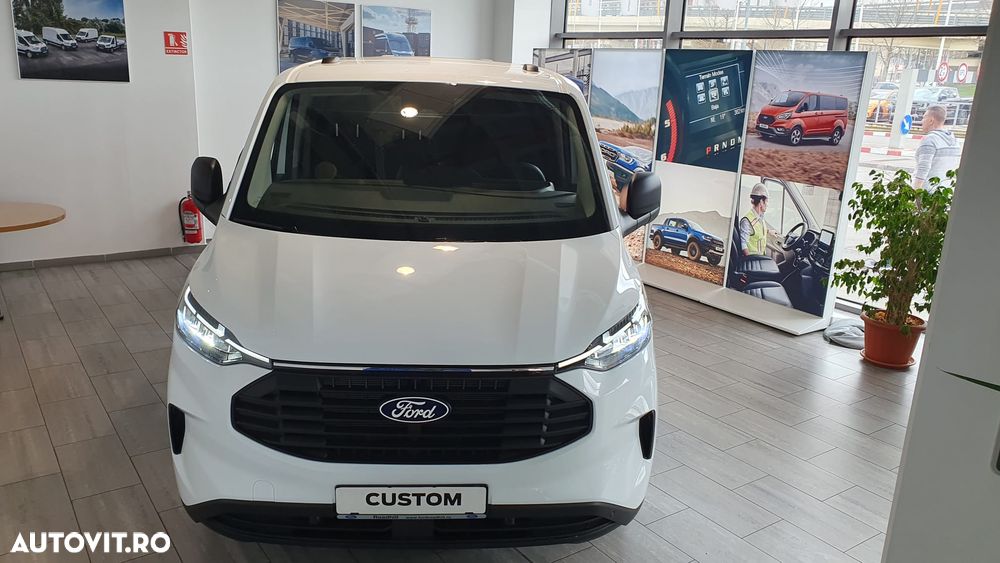 Nou Ford Custom 2025 - 30 492 EUR, 1 km - Autovit.ro