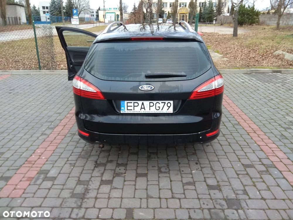 Używany Ford Mondeo 2008 - 4 000 PLN, 520 000 km - Otomoto.pl