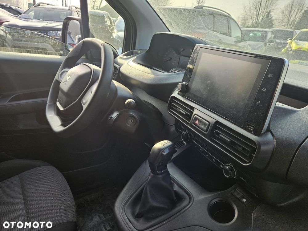 Używany Peugeot PARTNER BERLINGO 3-OSOBOWY 11/2019 2019 - 22 900 PLN ...