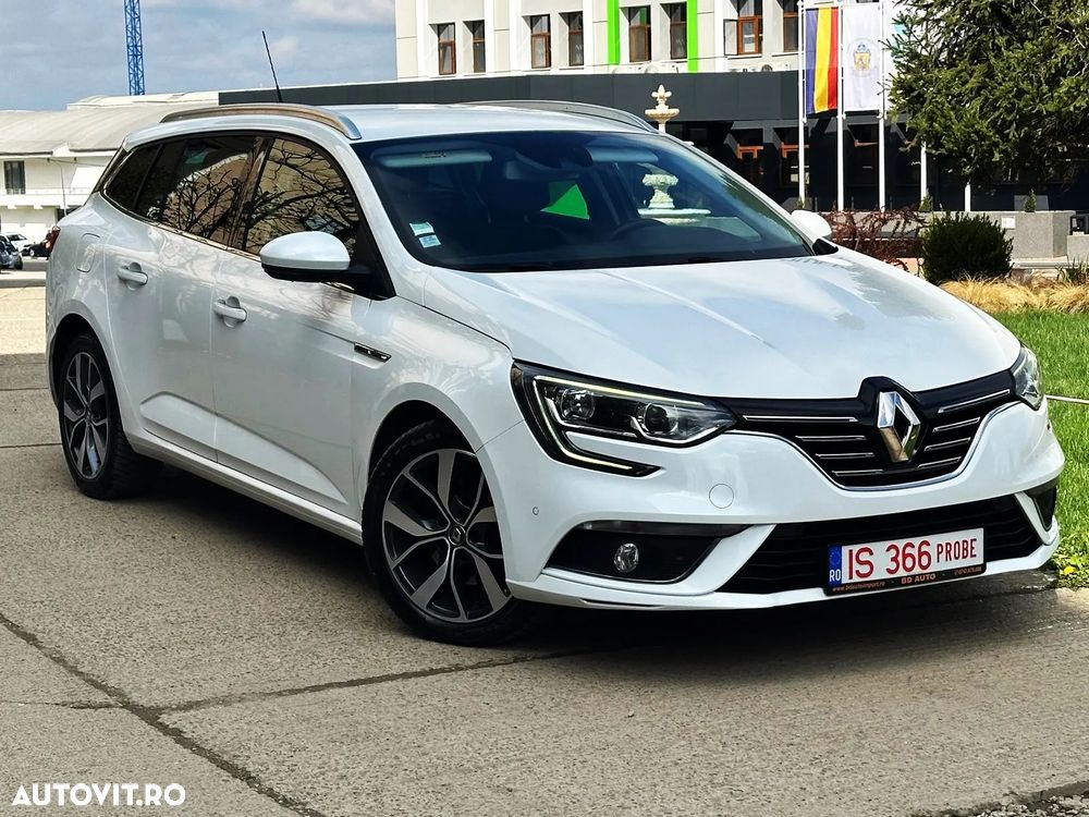 Utilizat Renault Megane 2018 - 10 990 EUR, 175 000 km - Autovit.ro