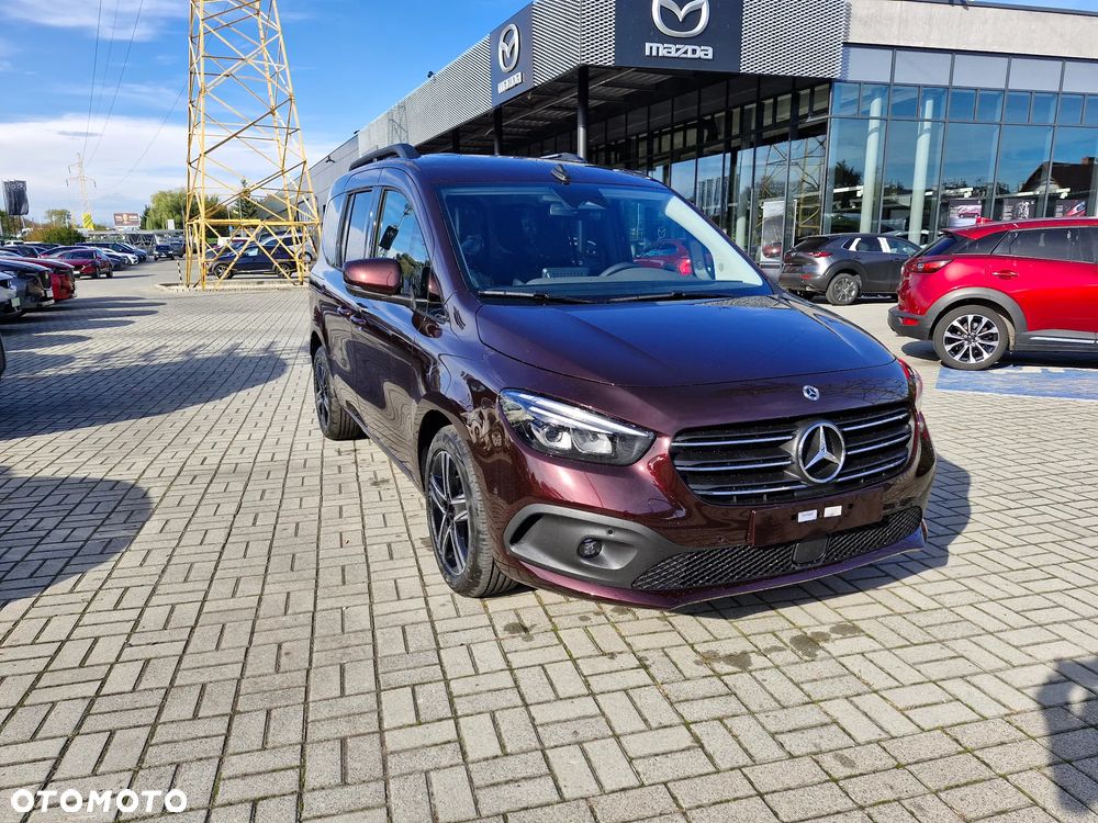 Nowy Mercedes-Benz Klasa T 2024 - 167 309,52 PLN, 5 km - Otomoto.pl