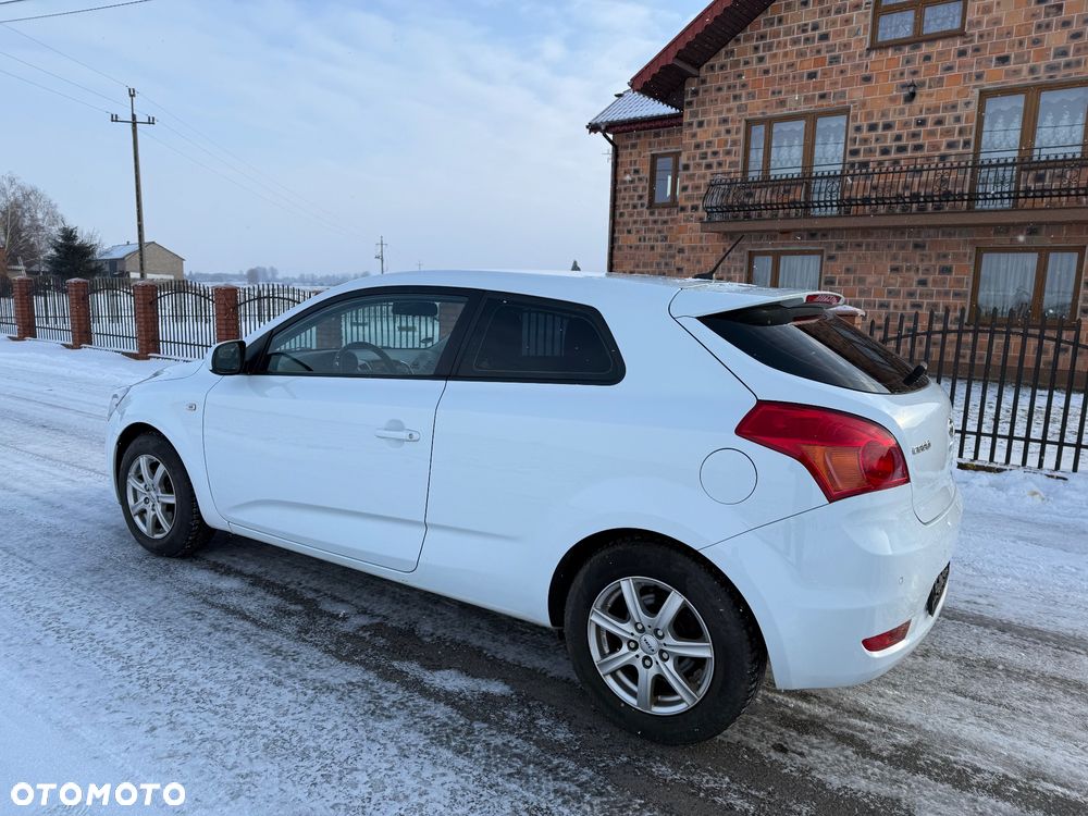 Używany Kia Ceed 2011 - 19 200 PLN, 72 000 km - Otomoto.pl