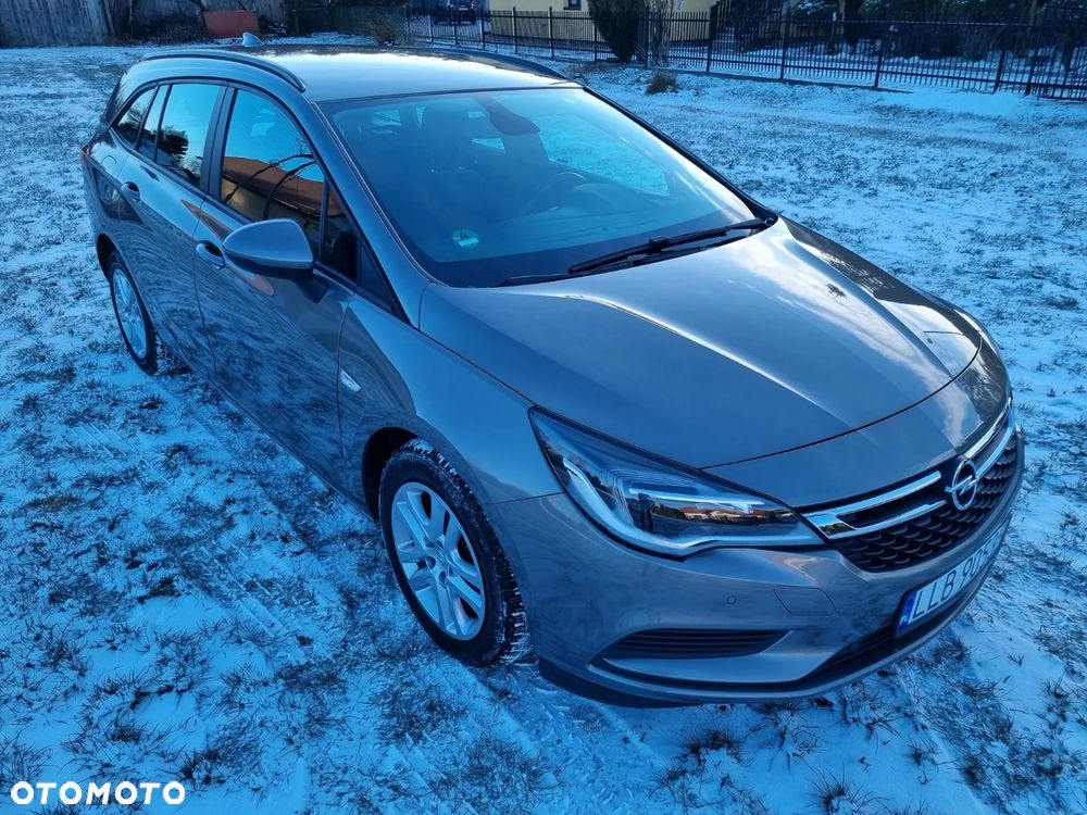 Używany Opel Astra 2017 - 34 900 PLN, 195 600 km - Otomoto.pl