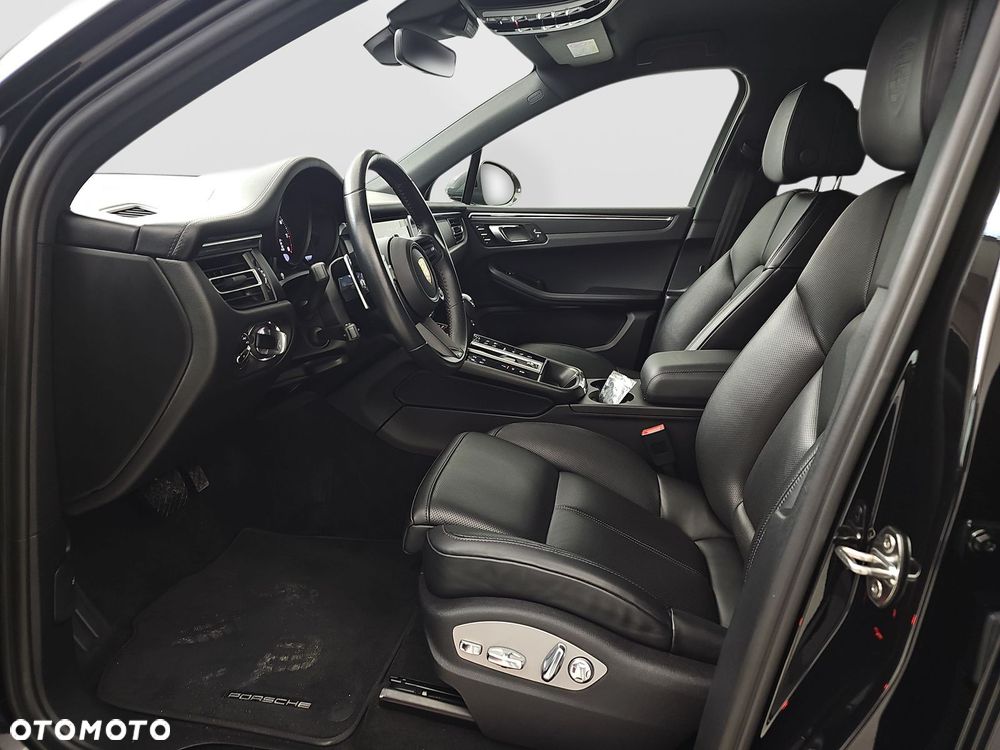 Używany Porsche Macan 2023 - 295 900 PLN, 35 335 km - Otomoto.pl