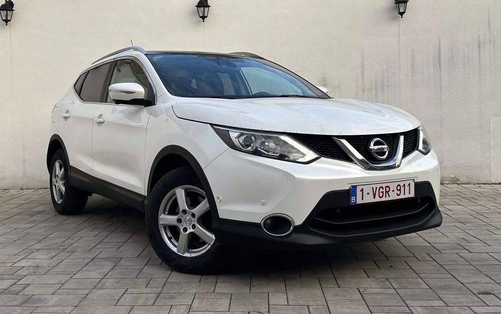 Utilizat Nissan Qashqai 2015 - 9 500 EUR, 182 500 km - Autovit.ro