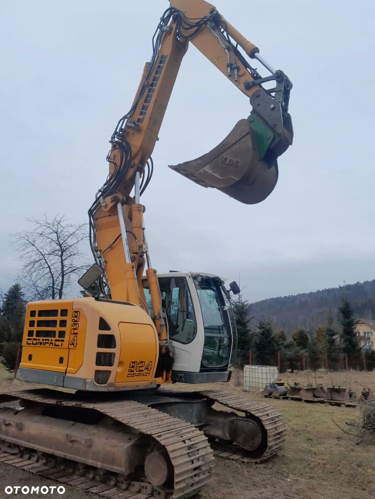 Używany Liebherr R924 Litronic Compact, ramię 3x łamane, Klima, bez DPF 2008 - 179 500 PLN ...