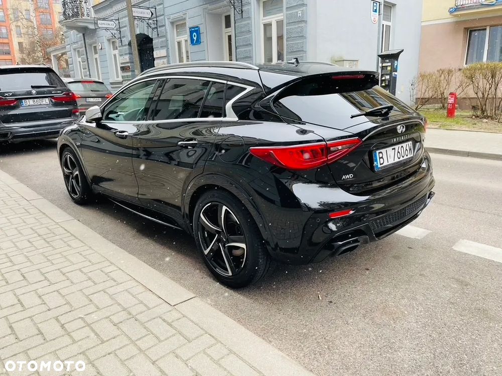Używany Infiniti Q30 2016 - 66 800 PLN, 57 634 km - Otomoto.pl